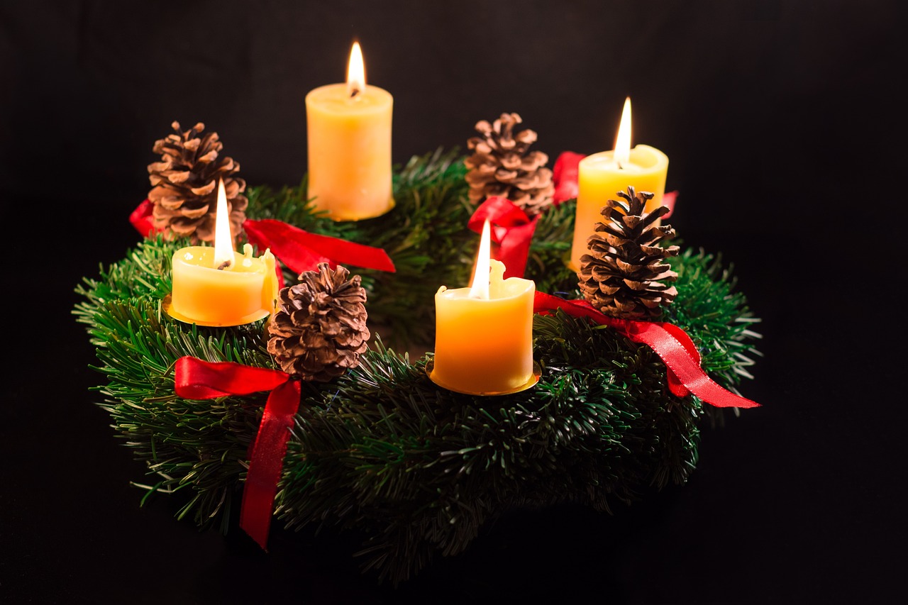 De herkomst van de adventskrans - Hei & wei